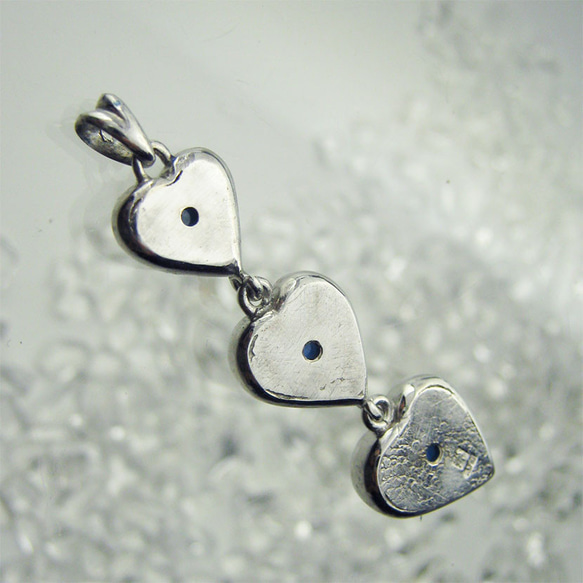 イルカのいる海 3連ハート【送料込み】heart3 シルバー silver ペンダントトップ Larimarland 通販｜Creema ...