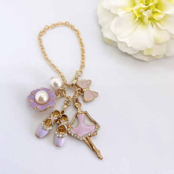 バレエ 小さな バレリーナ キーホルダー その他アクセサリー Balerinka 通販｜Creema(クリーマ) 17352347