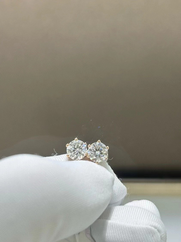 newデザイン】輝くモアサナイト ピアス K18PG ピアス（フープ） ルイ 通販 17367515｜Creema(クリーマ)