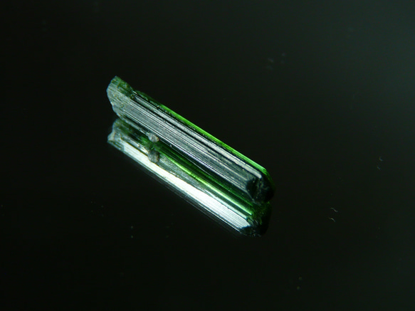 R237 【ナイジェリア産】 天然トルマリン（電気石） 原石 天然石 GEO ROCK 通販 17441236｜Creema(クリーマ)