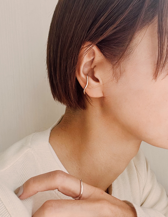 14kgf wave line ear cuff イヤーカフ saint 通販 17451076｜Creema(クリーマ)