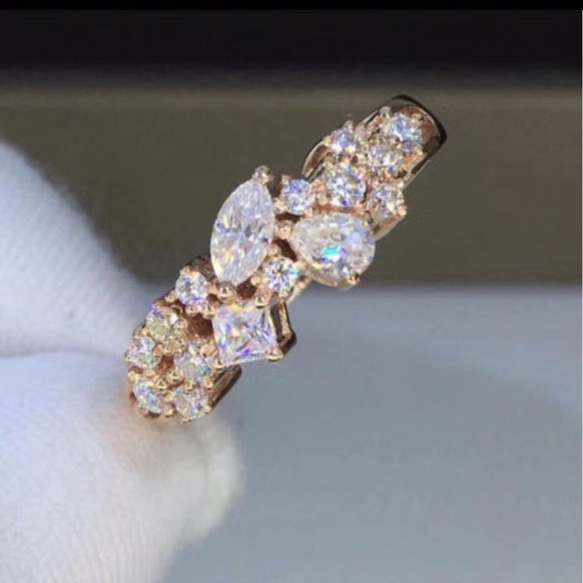 【newデザイン】モアサナイト ダイヤ リング K18PG 指輪・リング ルイ 通販 17492253｜Creema(クリーマ)