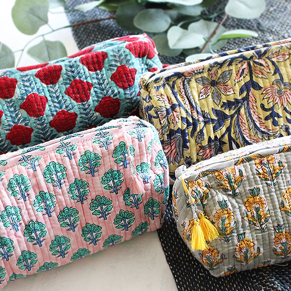 ブロックプリントキルティングポーチ【Sサイズ】 ポーチ somoo 通販 17538550｜Creema(クリーマ)