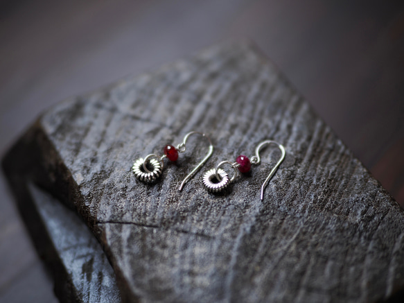 -Ruby・Silver- pierce ピアス（フック・チェーン） - K A L P A - 通販 17561883｜Creema(クリーマ)