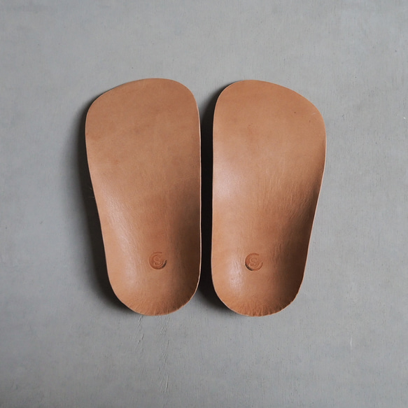 身体に寄り添うハンドメイドレザーインソール：ナチュラル 【受注製作】 シューズ小物 Solecode footwear 通販｜Creema(クリーマ) 17585896