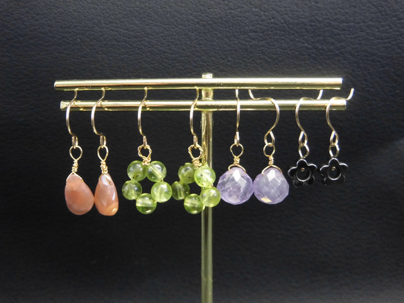 【感謝SALE】【14kgf】天然石のピアス 4点 福袋 ピアス（フック・チェーン） KAZEYA－かぜやー 通販｜Creema(クリーマ) 17587706