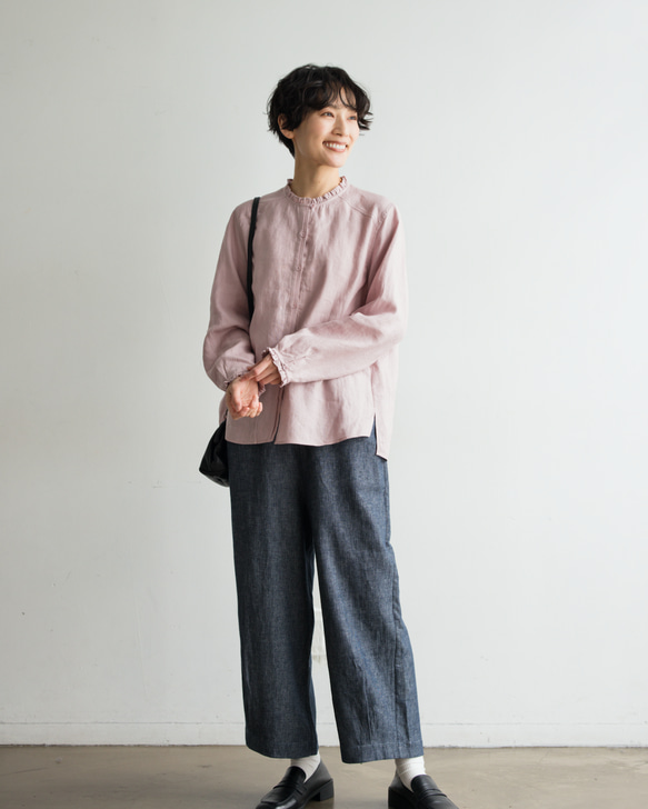 前立てのディテールが目を惹くリネンフリルブラウス リネン100％ 薄藤色 240409-3 ブラウス fall-in&co(talent) 通販 17624482｜Creema(クリーマ)