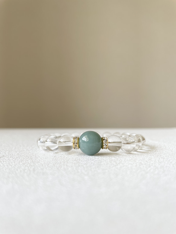 青翡翠＆水晶 天然石ブレスレット N101 ブレスレット 石ごころ 凛屋∞ 通販｜Creema(クリーマ)
