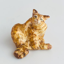 お手入れ茶トラ猫 （chatora cat） その他置物 かりたひかり 通販｜Creema(クリーマ) 17667255