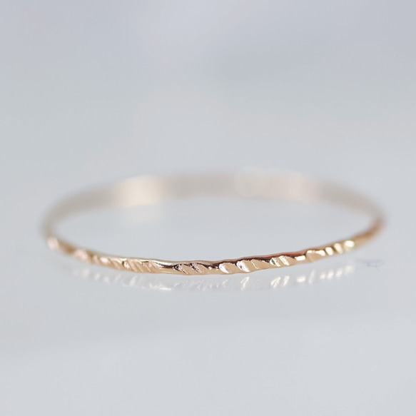 06 超極細 ストライプリング 14kgf／ゴールド 華奢 アレルギー対応 ピンキー 0号以下 つけっぱなし 指輪・リング Jewelry craft.sachi 通販 17687016 ...