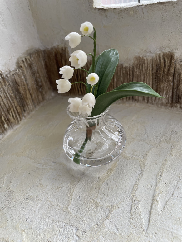 Hujiko様全然 【粘土のお花】すずらん アートフラワー petit bonheur プチボヌール 通販｜Creema(クリーマ) 17700291