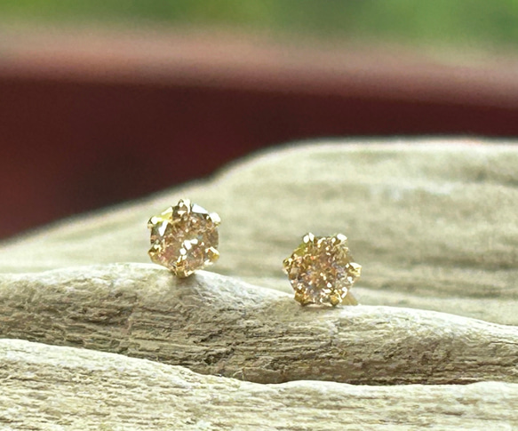 天然ダイアモンド0.2CT K18 k18ゴールド／スタッドピアス（ペア） ピアス（スタッド・一粒） Sae+Sumi Koru 通販 17740391｜Creema(クリーマ)