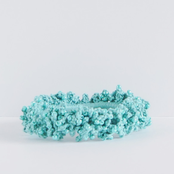 ライトブルー&ターコイズ つぶつぶビーズのシュシュ シュシュ oru-for-ito〜おるふぉあいと〜 通販｜Creema(クリーマ)