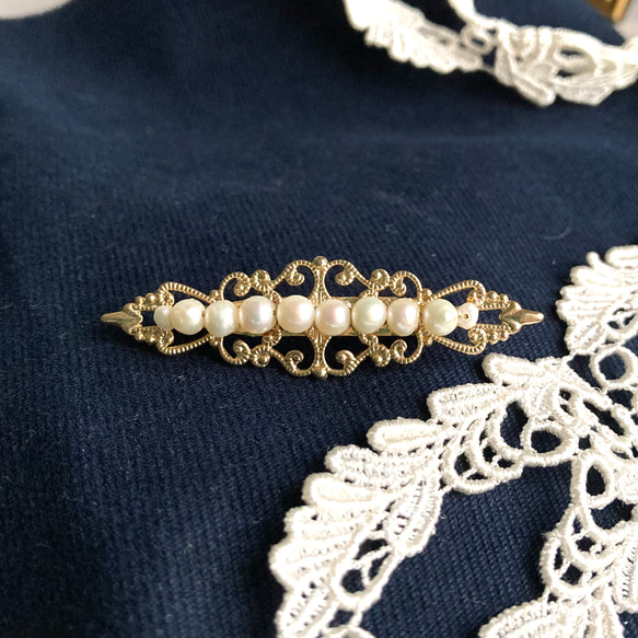 淡水ベビーバロック真珠・アンティーク風ブローチ ブローチ ラフェンテジュエリー 通販 17802030｜Creema(クリーマ)