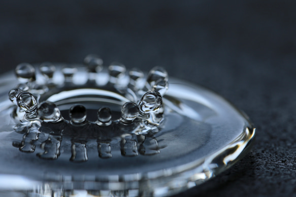 【現品】歪 -ibitsu- 20g 水冠 -watercrown- Art object 246_12 立体・オブジェ ウルグルグラス｜岡本 ...