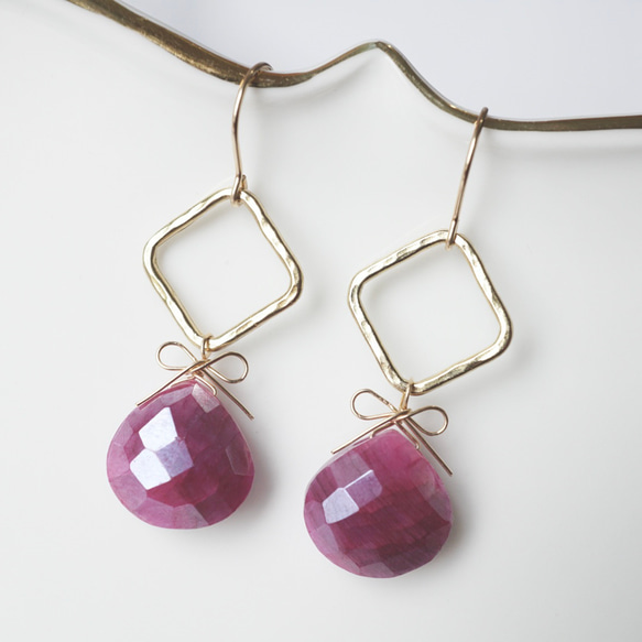 「夢の途中」ミスティックムーンストーン リボン ピアス イヤリング 14kgf (K18 K14 K10に変更可) ピアス（フック・チェーン） iamemi-身につける芸術品- 通販 ...