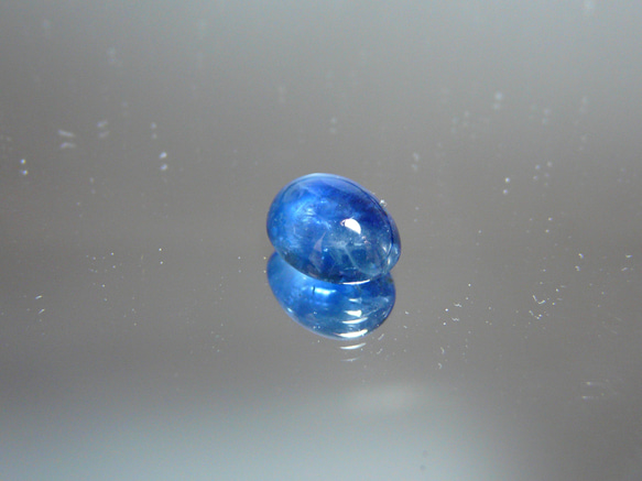 R281 【タイ国 カンチャナブリ産】 ★加熱★ サファイアルース 天然石 GEO ROCK 通販 17819225｜Creema(クリーマ)