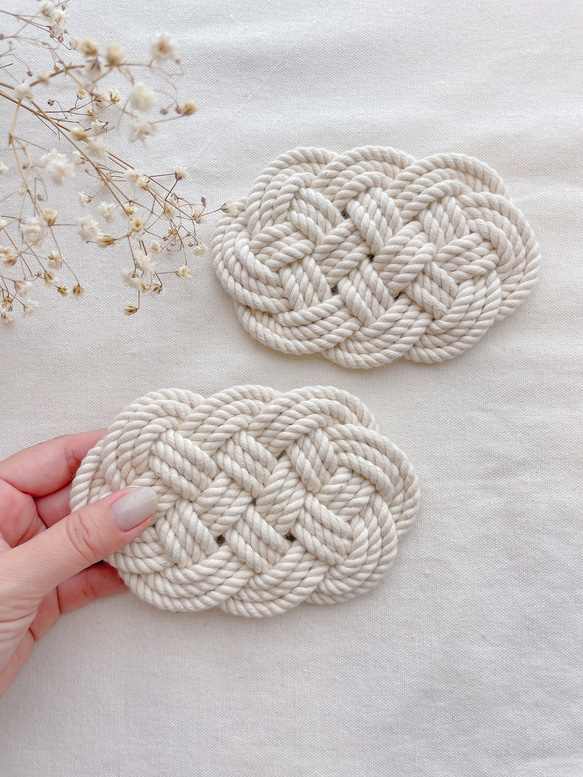 雲型マクラメコースター/マクラメマット/ロープ/もこもこ/韓国インテリア/北欧インテリア/おもてなし コースター ameri macrame 通販｜Creema(クリーマ) 17819652