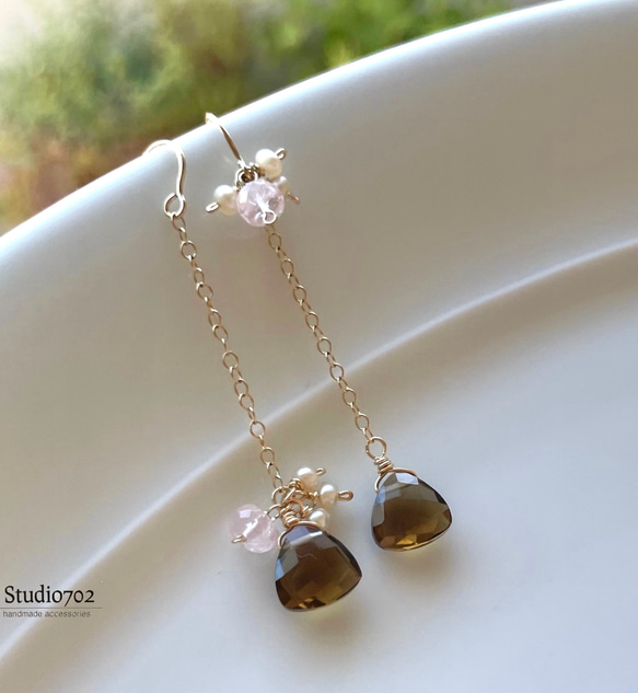 14kgf ビアクオーツ・小さな淡水パールのアシンメトリーピアス ピアス（フック・チェーン） Studio702 通販 17836786｜Creema(クリーマ)