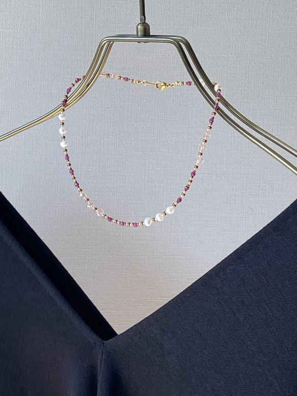 Romantic Pink＊ ルビーとグラスビーズのショートネックレス チョーカー Ichi-ring（いちりん） 通販 17876785｜Creema(クリーマ)