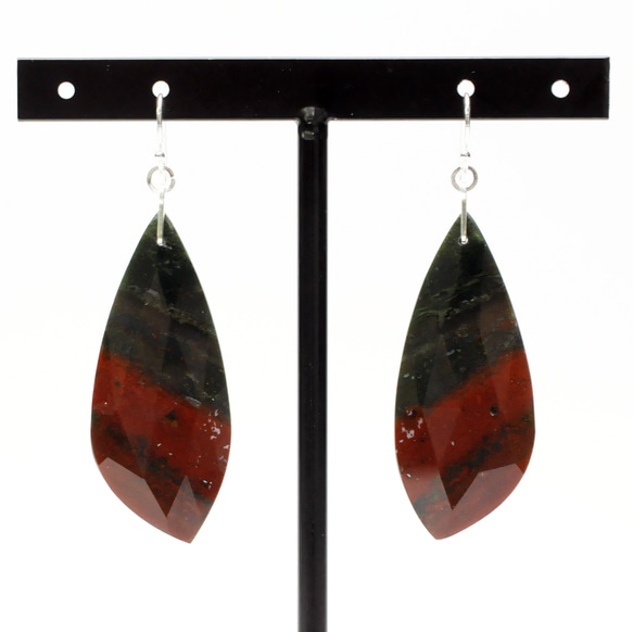 【ピアス】ブラッドストーン 01【SV925】 ピアス（フック・チェーン） IREMA design 通販｜Creema(クリーマ) 17883927