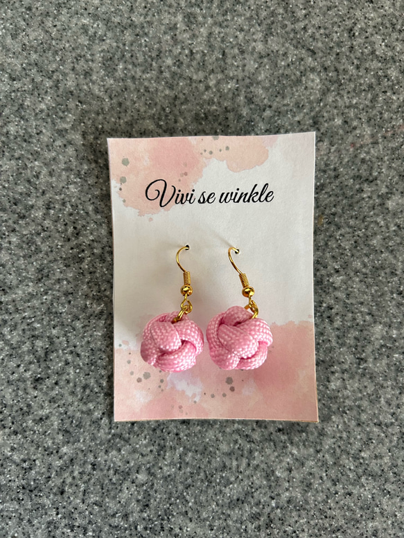 手編み 夏色ボンボンピアス ピアス（フック・チェーン） vivi se winkle 通販｜Creema(クリーマ)