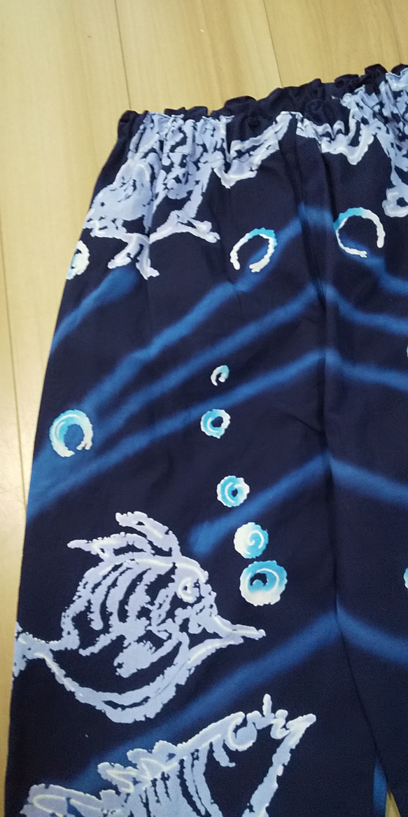 ゆったりパンツ 藍染 綿 浴衣地 紺地 キュロット・ワイドパンツ キャットママ 通販 17900040｜Creema(クリーマ)