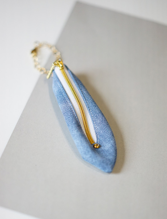 パンプス形印鑑/リップクリームケース(DENIMカラー) ポーチ and S 田巻由衣 通販 17915077｜Creema(クリーマ)