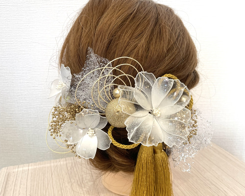 大人気 》ホワイト ゴールド系 お花髪飾りセット アメリカンフラワー