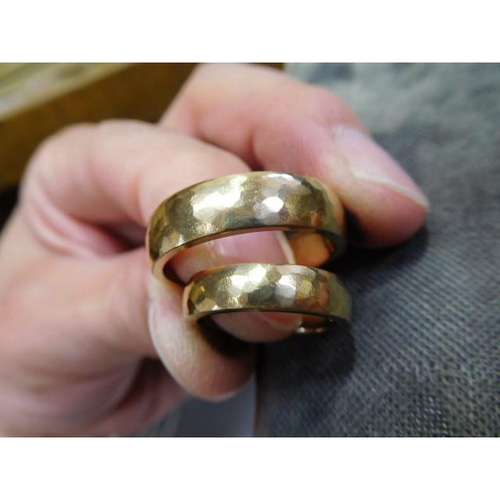 18k ゴールド 結婚指輪 鍛造 手作り 18金 k18 太め 平甲丸 槌目 18k ゴールド 結婚指輪 鍛造 手作り 18金 k18 太め 平甲丸 槌目