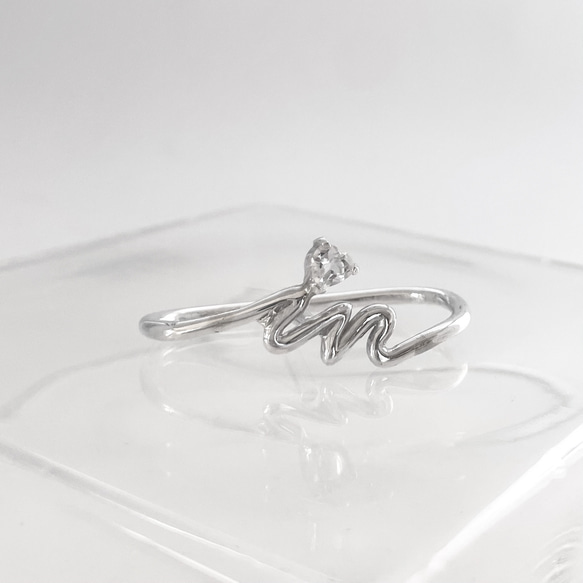 "in"double finger ring 指輪・リング noicey 通販 17931756｜Creema(クリーマ)