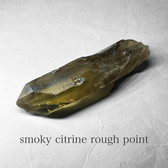 smoky citrine rough point / スモーキーシトリンラフポイント 3：キー ( レインボーあり ) 天然石 N.st 通販｜Creema(クリーマ) 17935836