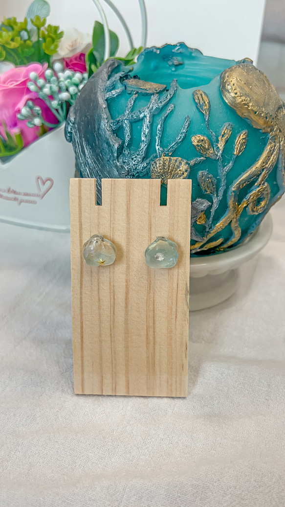 オーシャンロック B/ 手作りの樹脂製イヤリング / ピアスタイプ / フォーパール ピアス（フック・チェーン） Alexandra ...