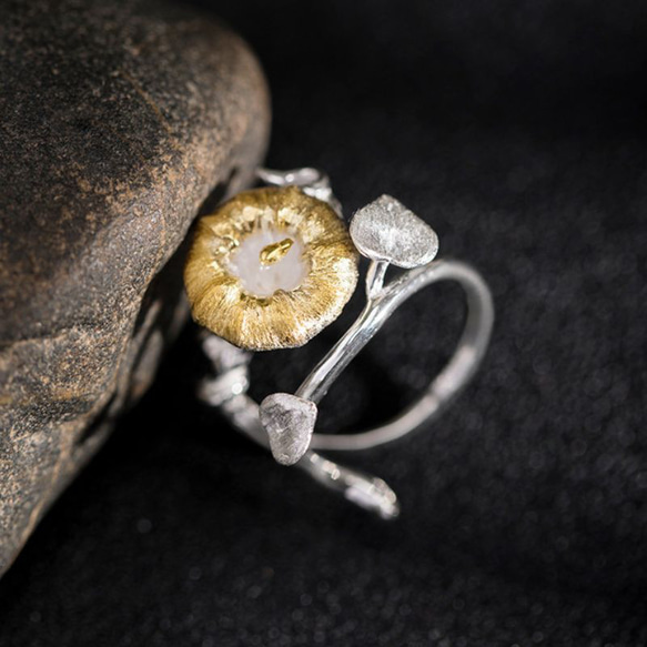 アサガオのリング - 現代的なエレガンスを取り入れた作品 R354 指輪・リング Vary 通販 17999741｜Creema(クリーマ)