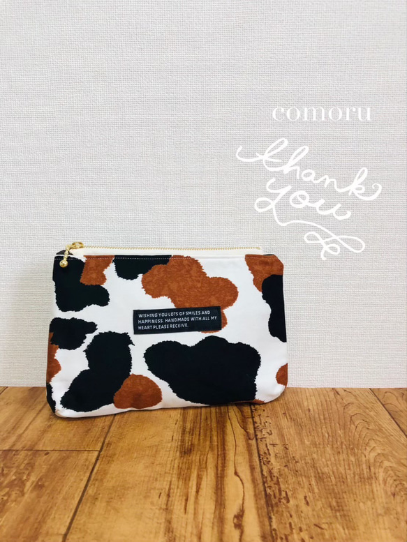 【ダーツポーチ ポーチ コスメポーチ 化粧ポーチ】三毛猫 猫 ポーチ comoru 通販｜Creema(クリーマ) 18026702