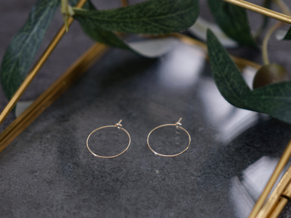 14kgf フープピアス ︎ 華奢 シンプル プレーン 約15mm 1.5cm (16mm 1.6cm） ピアス（フープ） Re Blooms（リ ブルームズ） 通販 18051990 ...