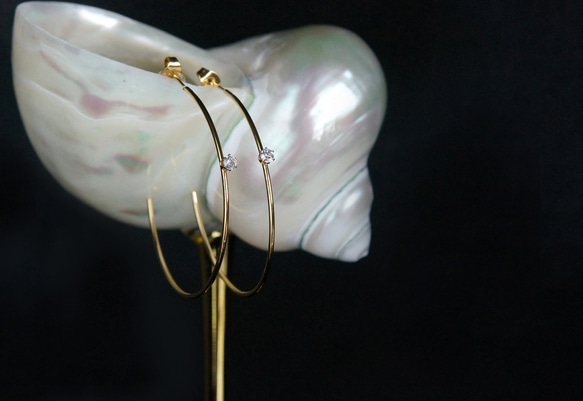 【316L/18K】Sparkling CZ Elegant Hoop Earrings ピアス（フープ） Ostara 通販 18092401｜Creema(クリーマ)