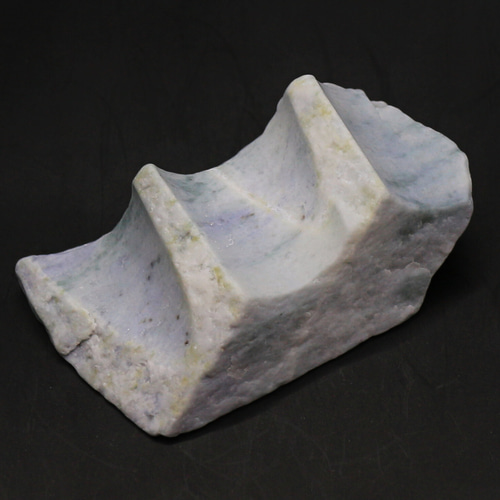 M-GS-15 糸魚川産 ラベンダー翡翠 原石 天然石 Kachin Grace M-GS-15 糸魚川産 ラベンダー翡翠 原石 天然石 Kachin Grace