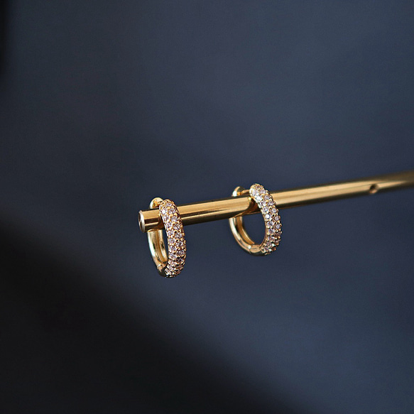 当店人気No.1！《毎日のお洒落に丁度良い》14KGP/ CZ HOOPS (ピアス) アレルギー対応 ピアス（フープ） GEMUU 通販 18113891｜Creema(クリーマ)