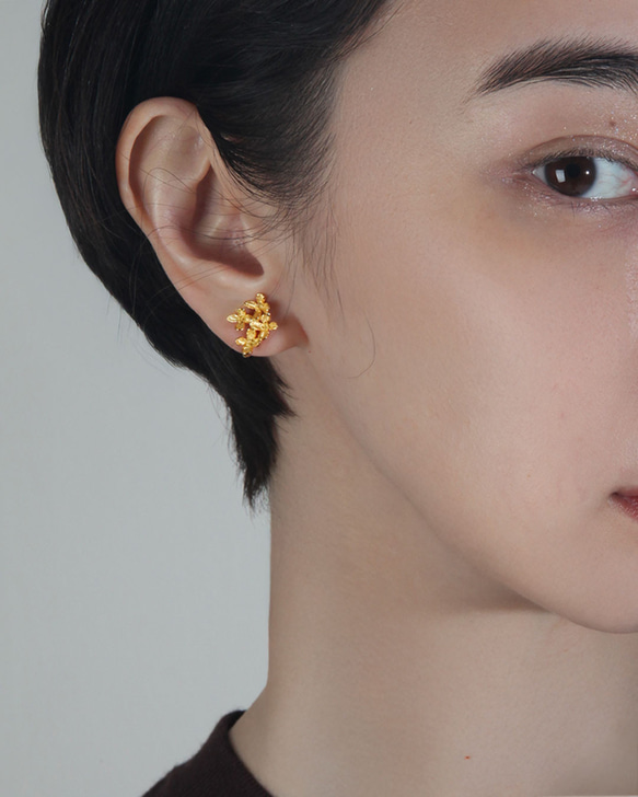 〔K18YGP〕金木犀 イヤリング イヤリング・ノンホールピアス Henun 通販 18156725｜Creema(クリーマ)