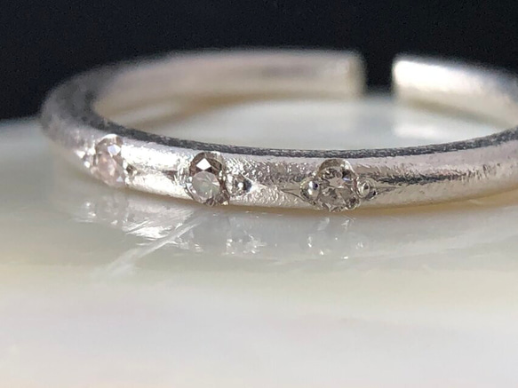 【サイズ限定】murmurer / three brown diamonds SV ring ダイアモンドオープンリング 指輪・リング ...