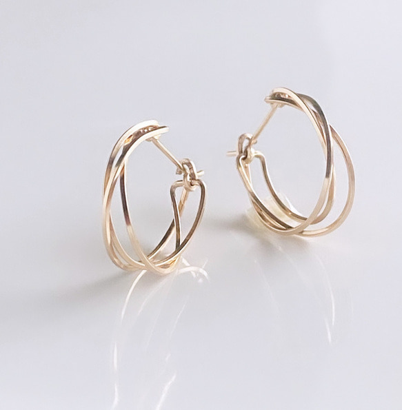 14kgf diagonal 20 キャッチレス フープピアス ピアス（フープ） f accessory 通販 18241323｜Creema(クリーマ)