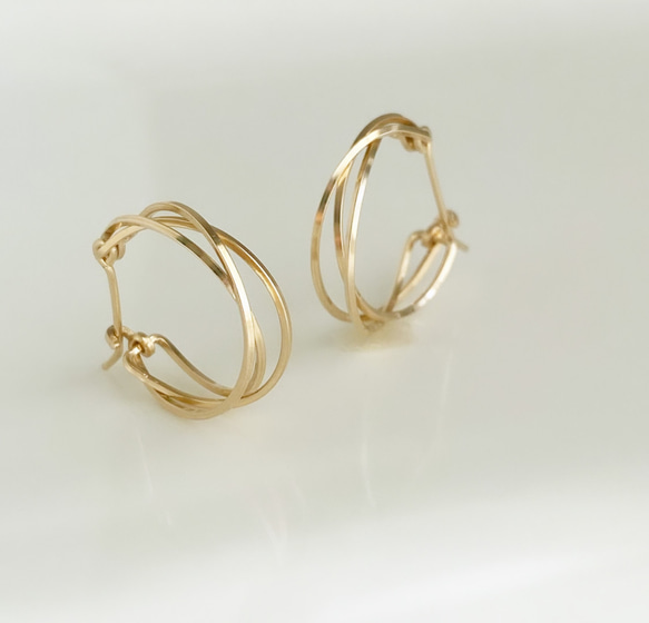 14kgf diagonal 20 キャッチレス フープピアス ピアス（フープ） f accessory 通販 18241323｜Creema(クリーマ)