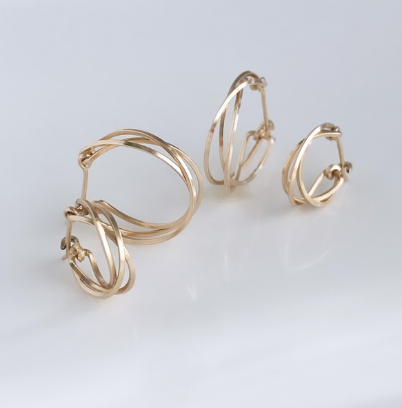 14kgf diagonal 20 キャッチレス フープピアス ピアス（フープ） f accessory 通販 18241323｜Creema(クリーマ)