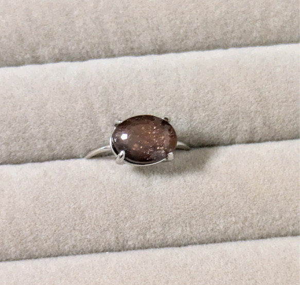 【3月誕生石】インド産アイオライトサンストーン AAA級 10×8mm SV925リング Creema限定 1点もの 指輪・リング sugaryheavens 通販 18255408 ...