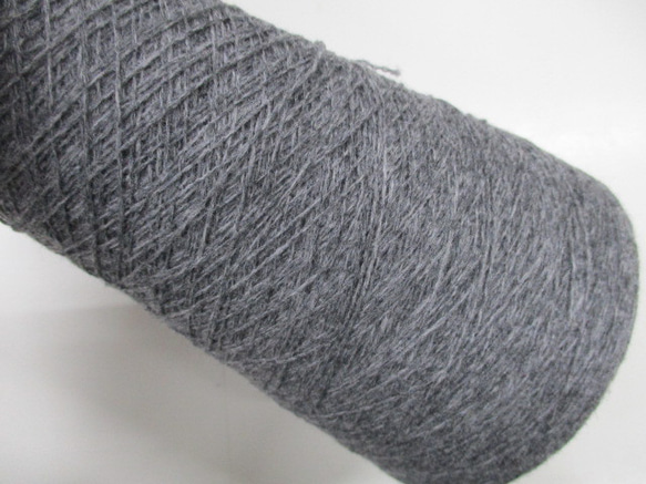 マッジー＆ジロンラムウール100％ グレー3本で430g x24 毛糸 間島福平商店 通販 18289997｜Creema(クリーマ)