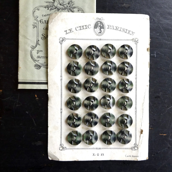 フランス アンティーク ボタン 8点 創作品 素材 刺繍 ボビン はぎれ 綿レース 装身具 衣装 ボタン フランス 道具と手藝 通販 ...