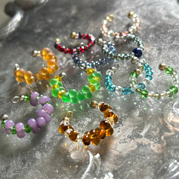 Colorful ear cuff (片耳・1点) イヤーカフ P.Splendid 通販 18368377｜Creema(クリーマ)