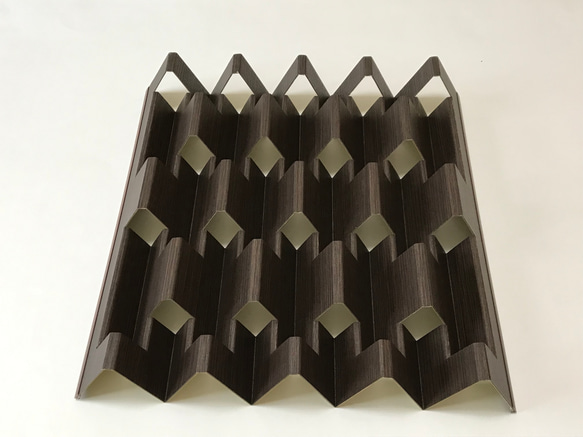 作品を立体的に並べるディスプレイ什器『パンタパネルフラット』マルシェやイベント／展示会やショップの什器として 棚・シェルフ・ラック ...