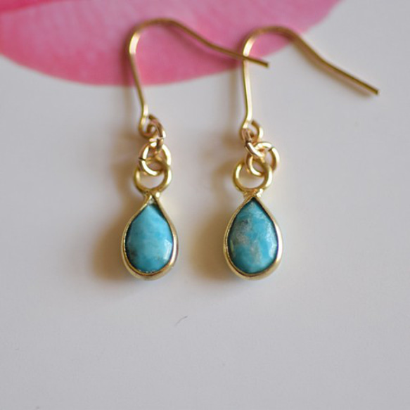 天然ターコイズ ( トルコ石） シルバー925 K18 ゴールド プレーテッド ピアス 14kgf ペアシェイプカット ピアス（フック・チェーン） Sea 通販 18409877｜Creema ...